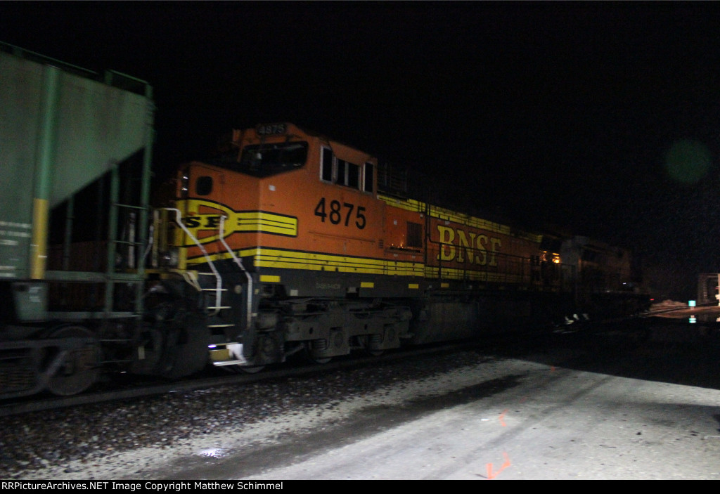 BNSF 4875